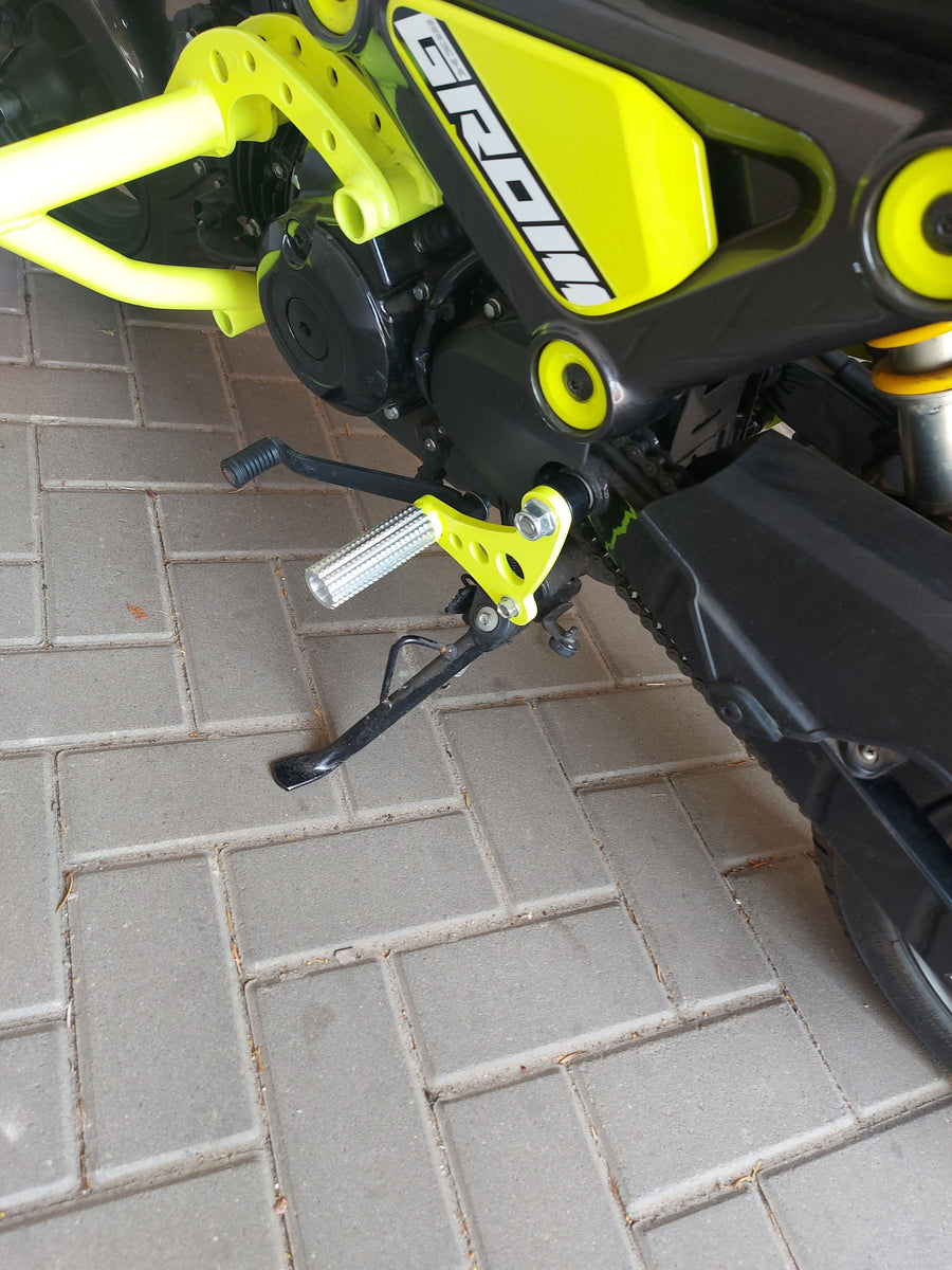 HONDA GROM SP STEEL REAR STEEL REAR SETS – Stunt Savage Creations